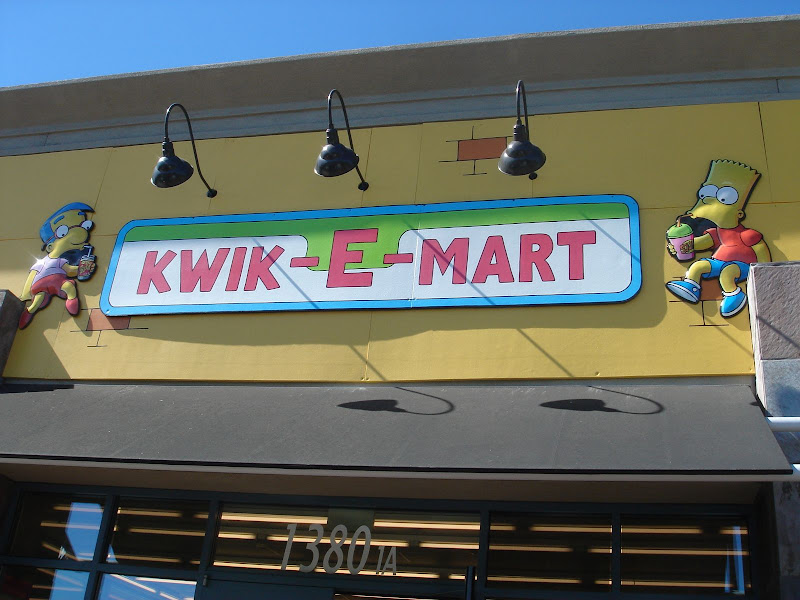 Kwik-E-Mart | Entertain Us!